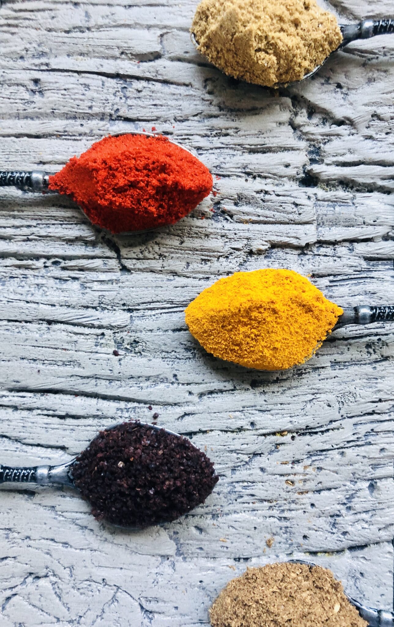 Kashmiri Chilli - Deghi Mirch - The Authentic PunjaBee
